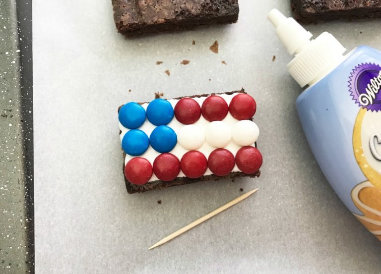 Patriotic Flag Brownies are Fun & Easy for Celebrations - Mom Does Reviews