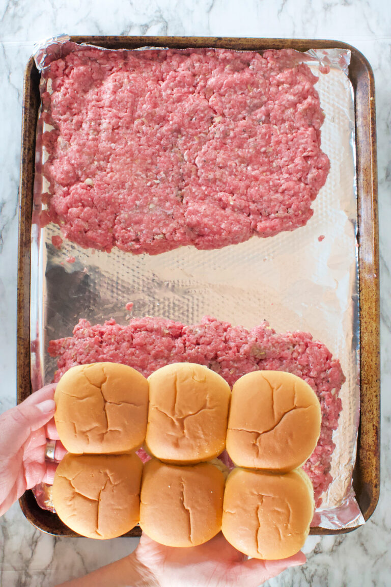 Bacon Mini Mac Cheeseburger Sliders - Mom Does Reviews