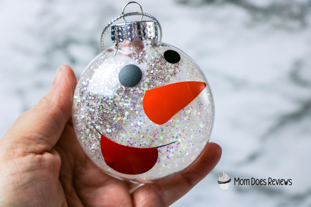 Make a Snowman Disc Ornament - Mom Does Reviews