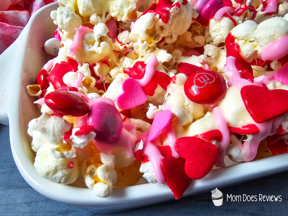Valentine's Day Sweetheart Popcorn Mix - Mom Does Reviews