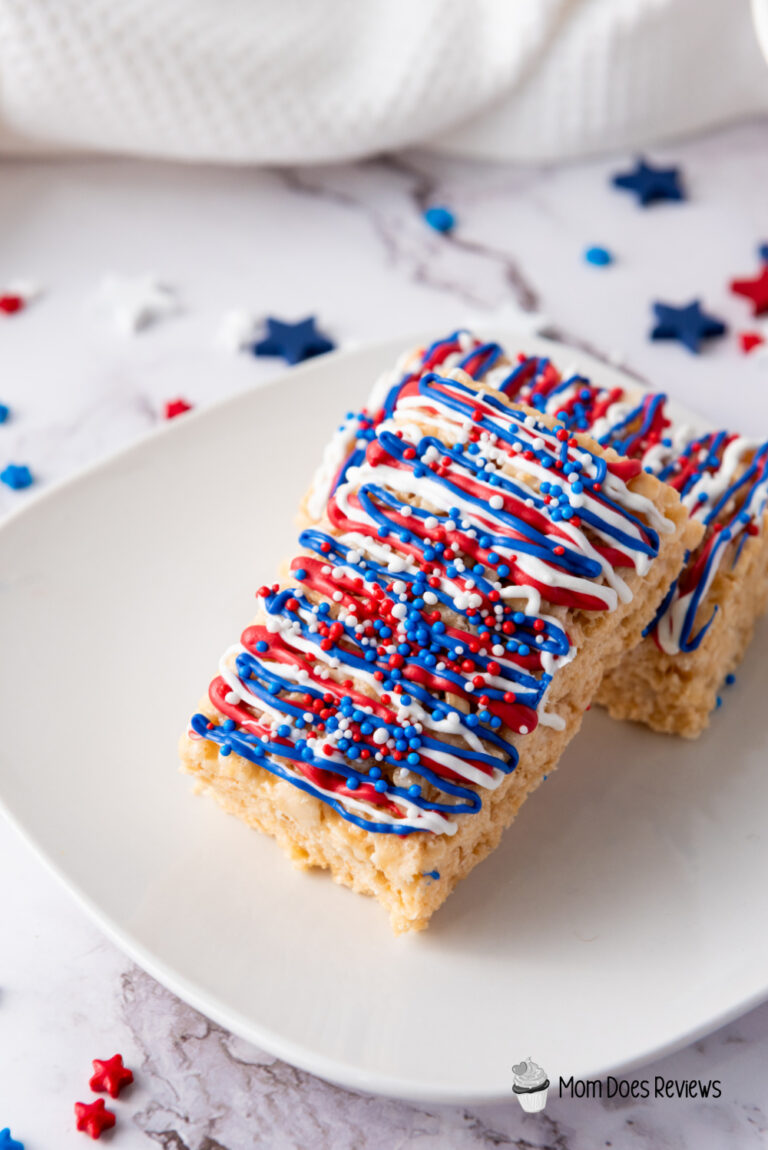 Patriotic Rice Krispie Treats - Mom Does Reviews