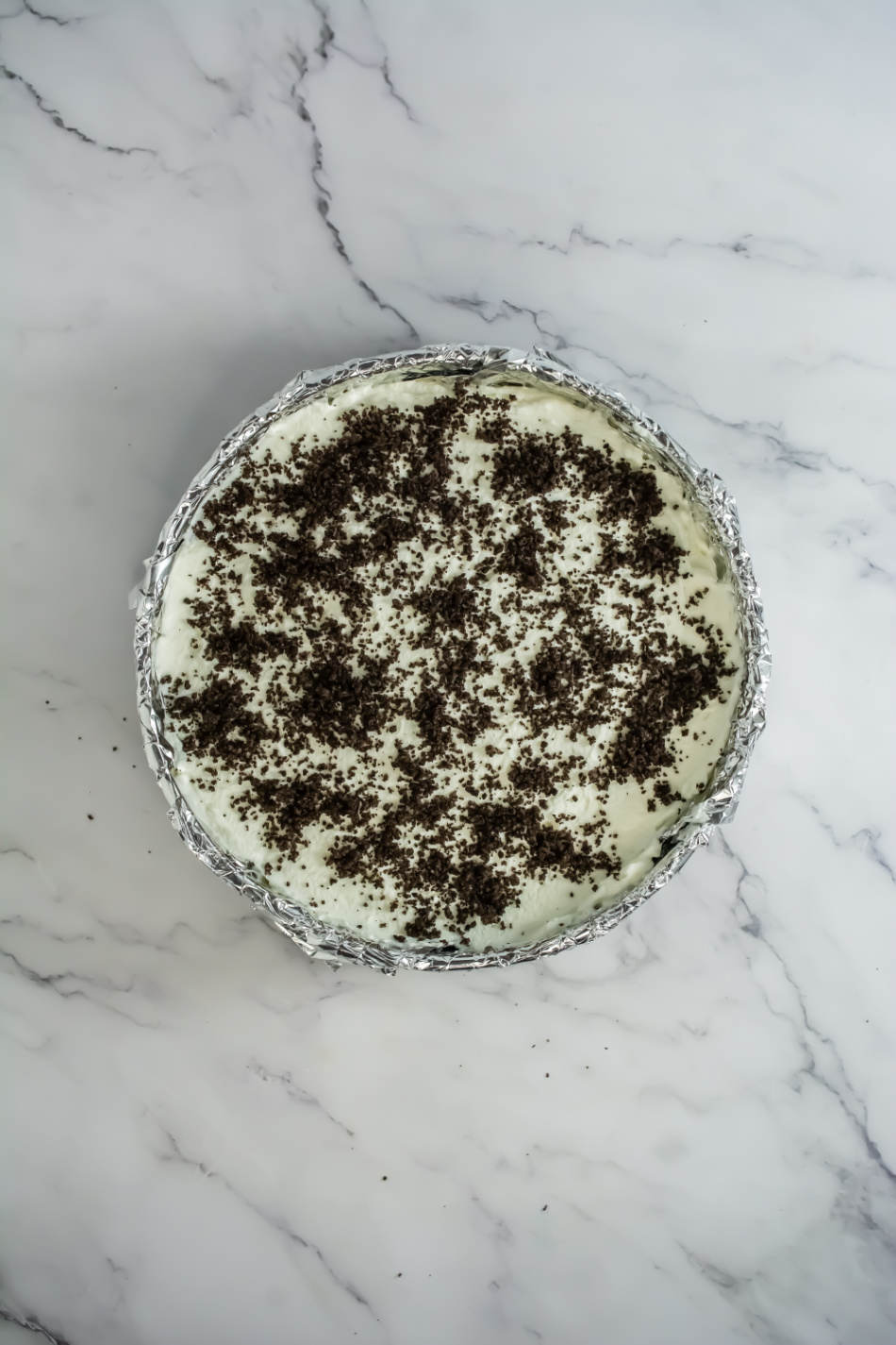 No-Bake Oreo Mousse Cake - Mom Does Reviews