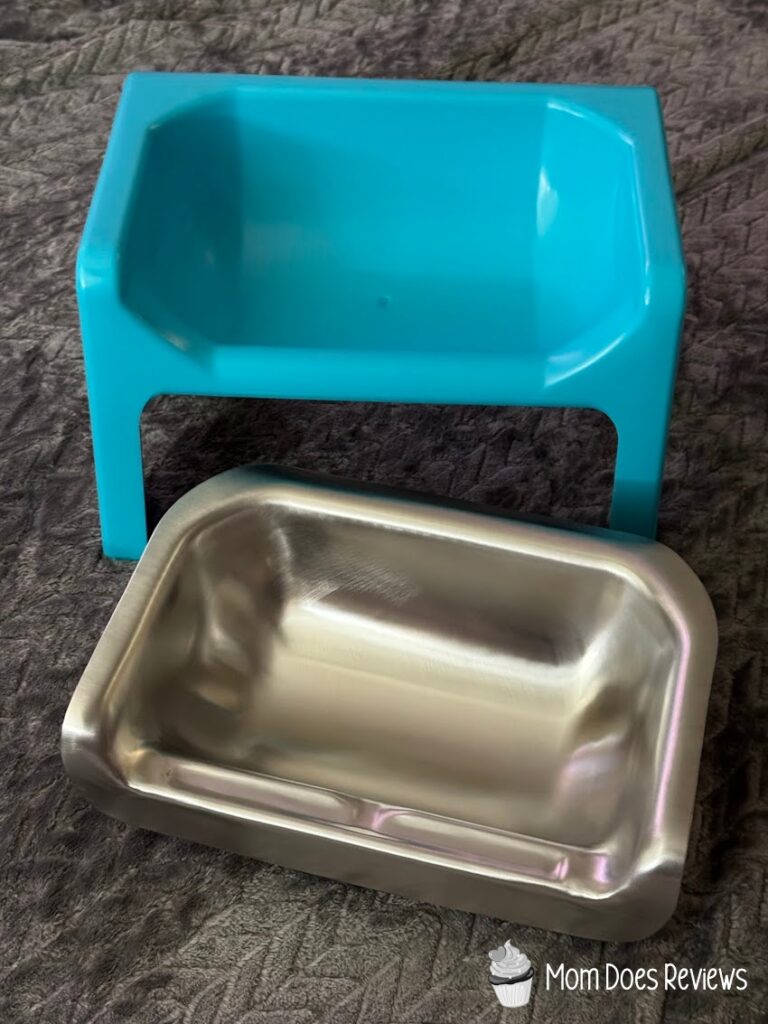 Elevate Your Pet's Dining Experience with Fluff Trough #SpringIntoSummerFun