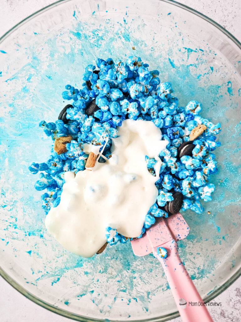 Cookie Monster Popcorn Balls - Mom Does Reviews