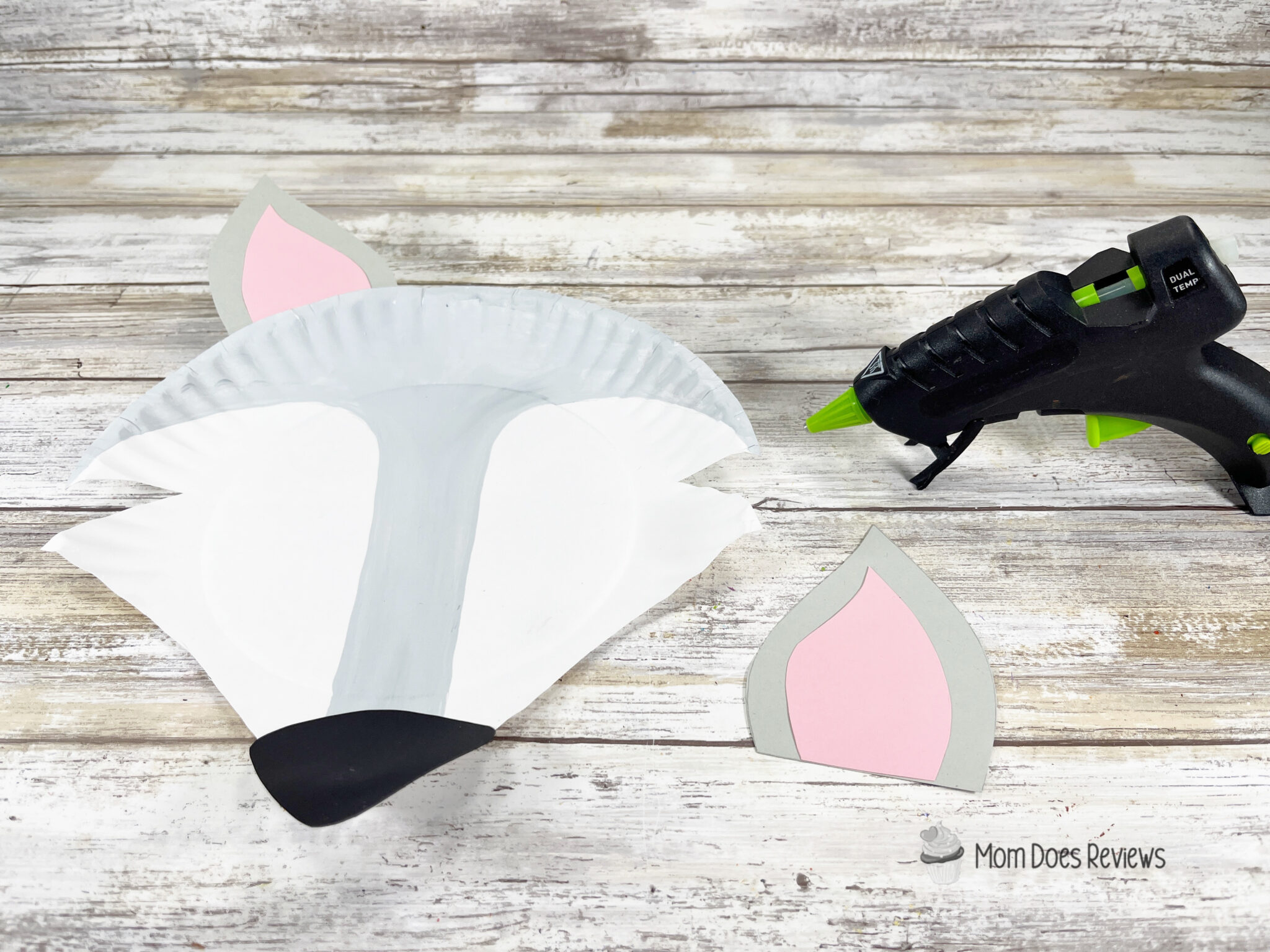 Paper Plate Arctic Fox Craft - Mom Does Reviews