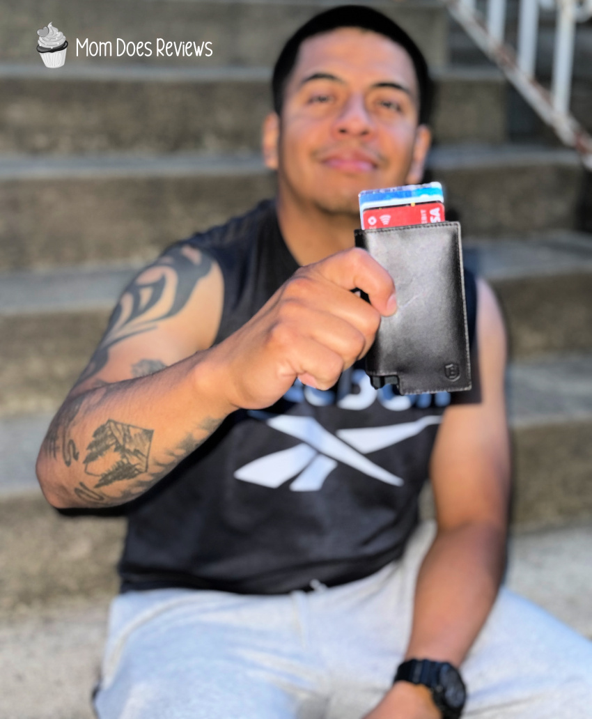 For Dads, Grads, and Everyone In Between: Ekster Wallet Pro #MomDadGrad ...